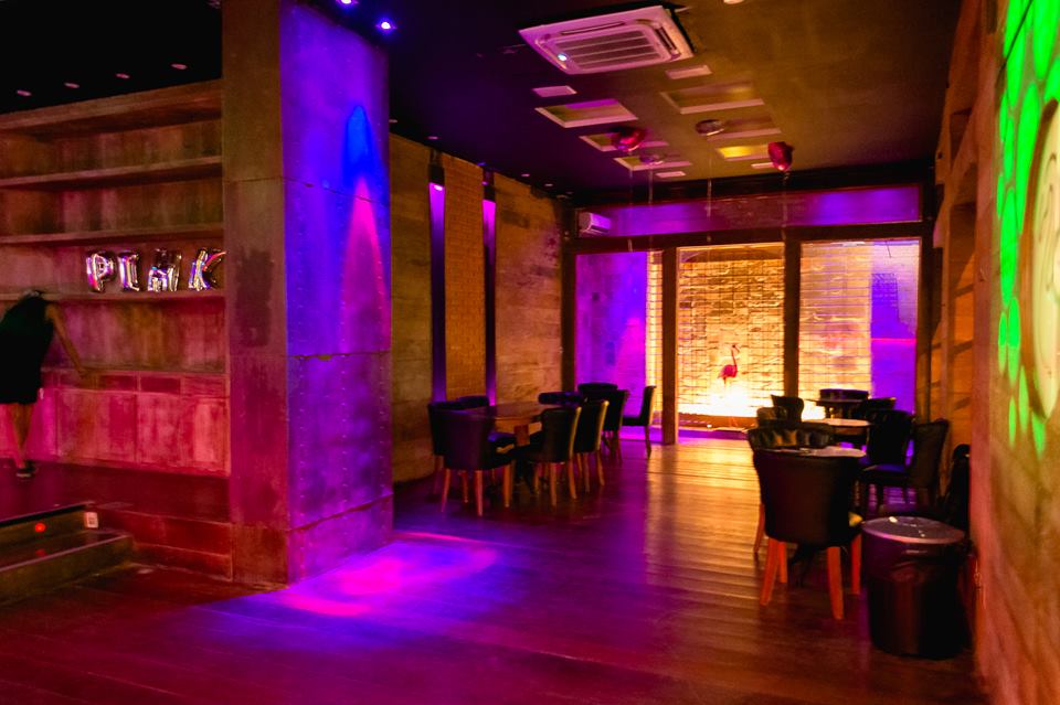 Bar-balada em Copacabana promete esquentar as segundas cariocas com ...