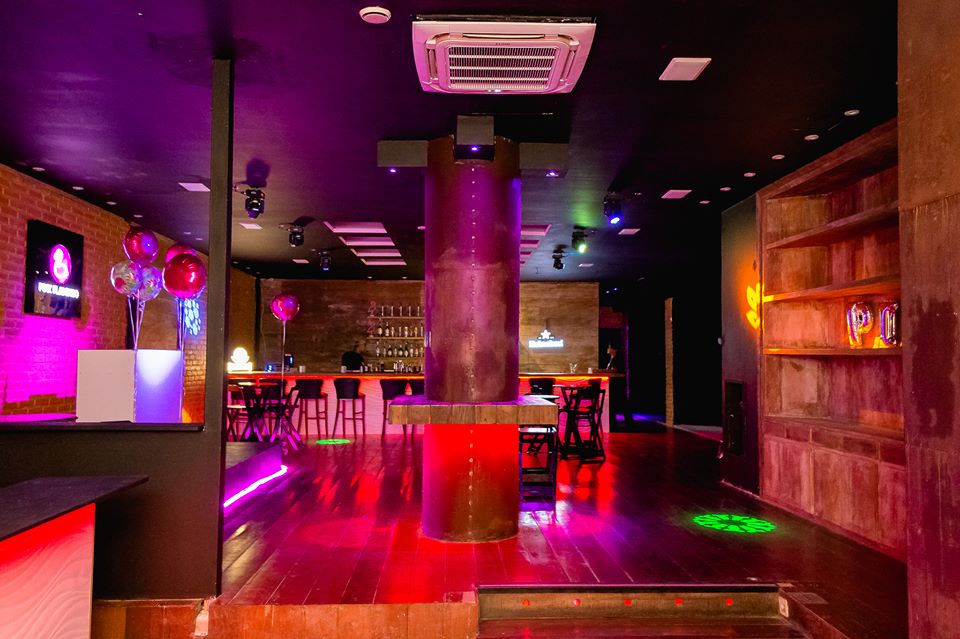 Bar-balada em Copacabana promete esquentar as segundas cariocas com ...