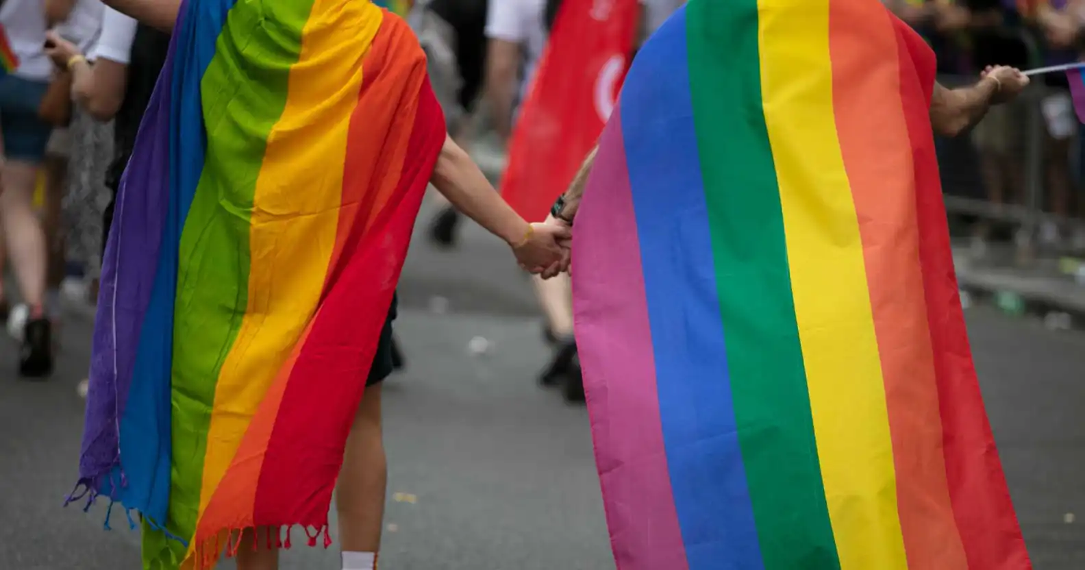 Crianças LGBT sem apoio da família tornam-se adultos infelizes, diz ...